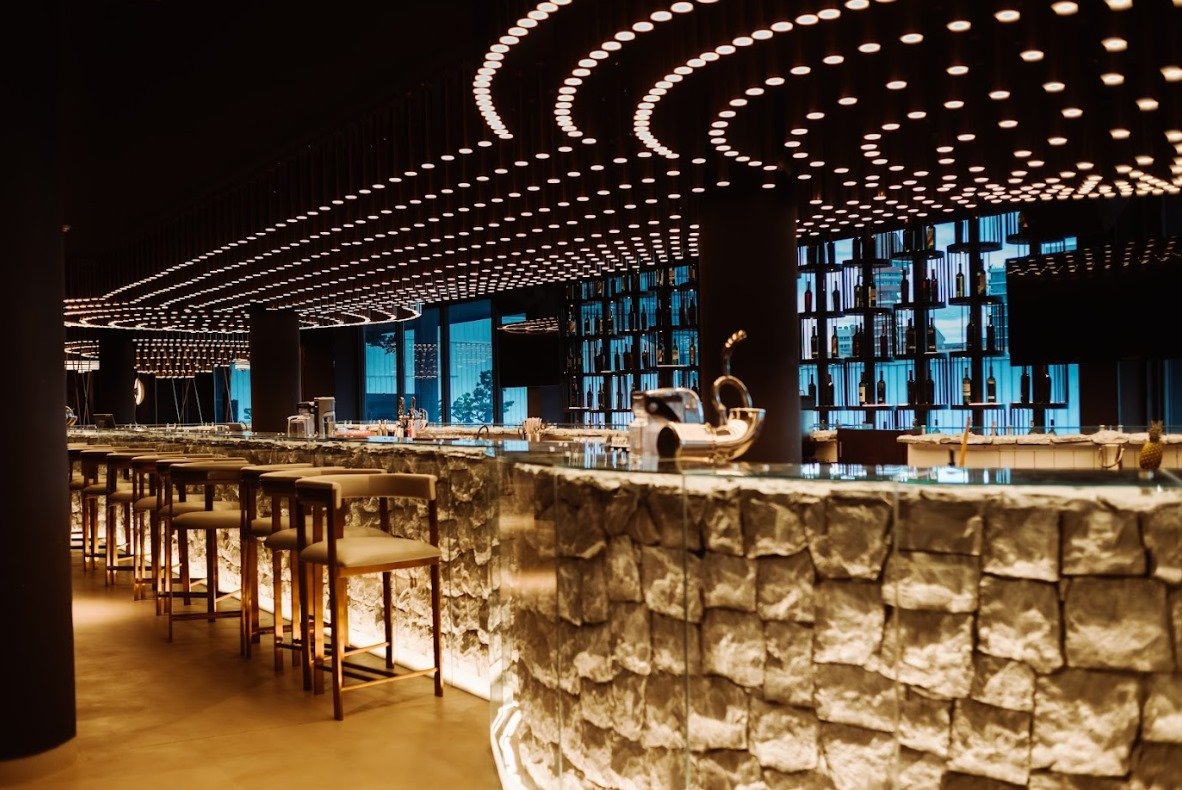 Alloy Lounge | Luxury Restaurant & Entertainment