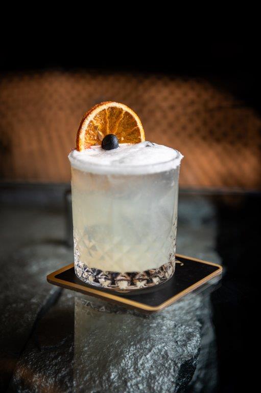Alloy Lounge | Luxury Restaurant & Entertainment